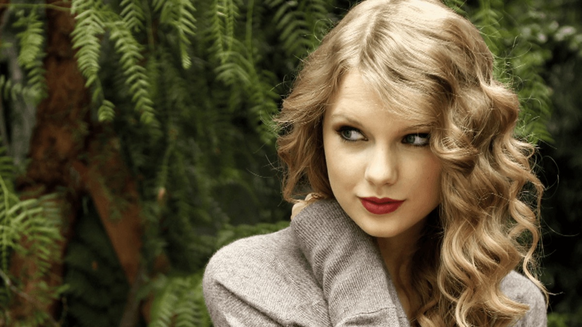 Taylor Swift - Americas Sweetheart - Apple TV (NO)