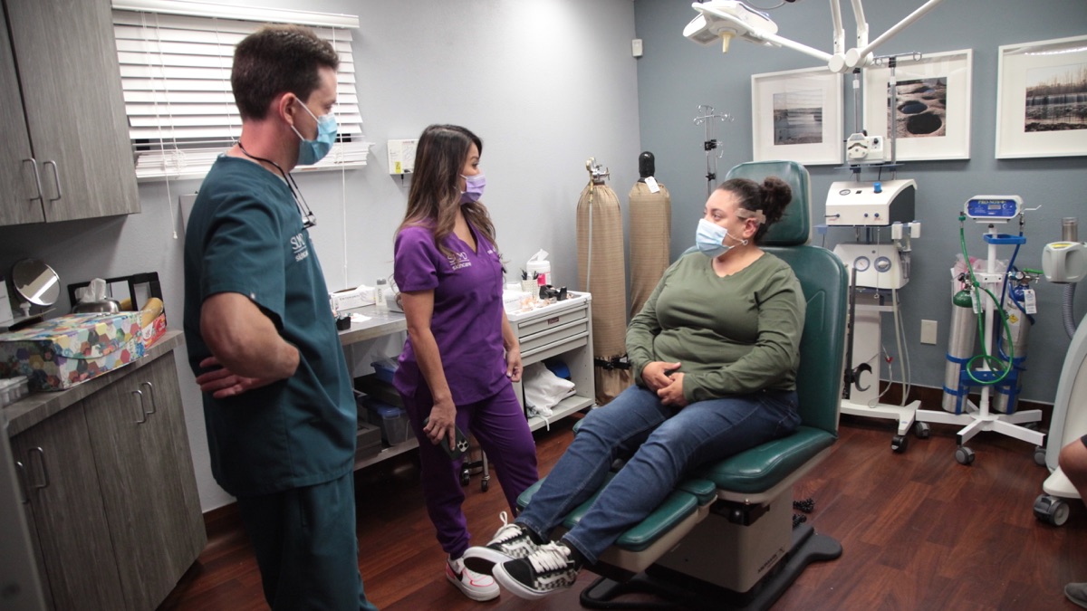 The Never-Ending Keloids - Dr. Pimple Popper (Season 7, Episode 4 ...