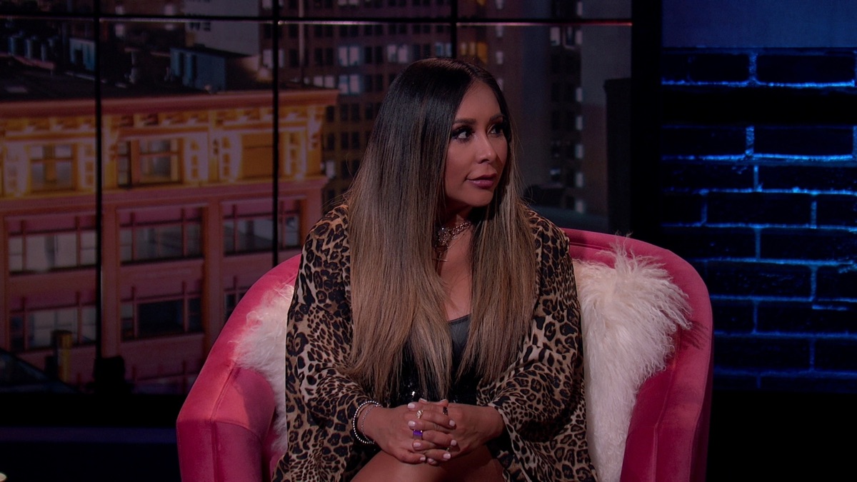 Death of the Party - Messyness (Season 1, Episode 8) | Apple TV