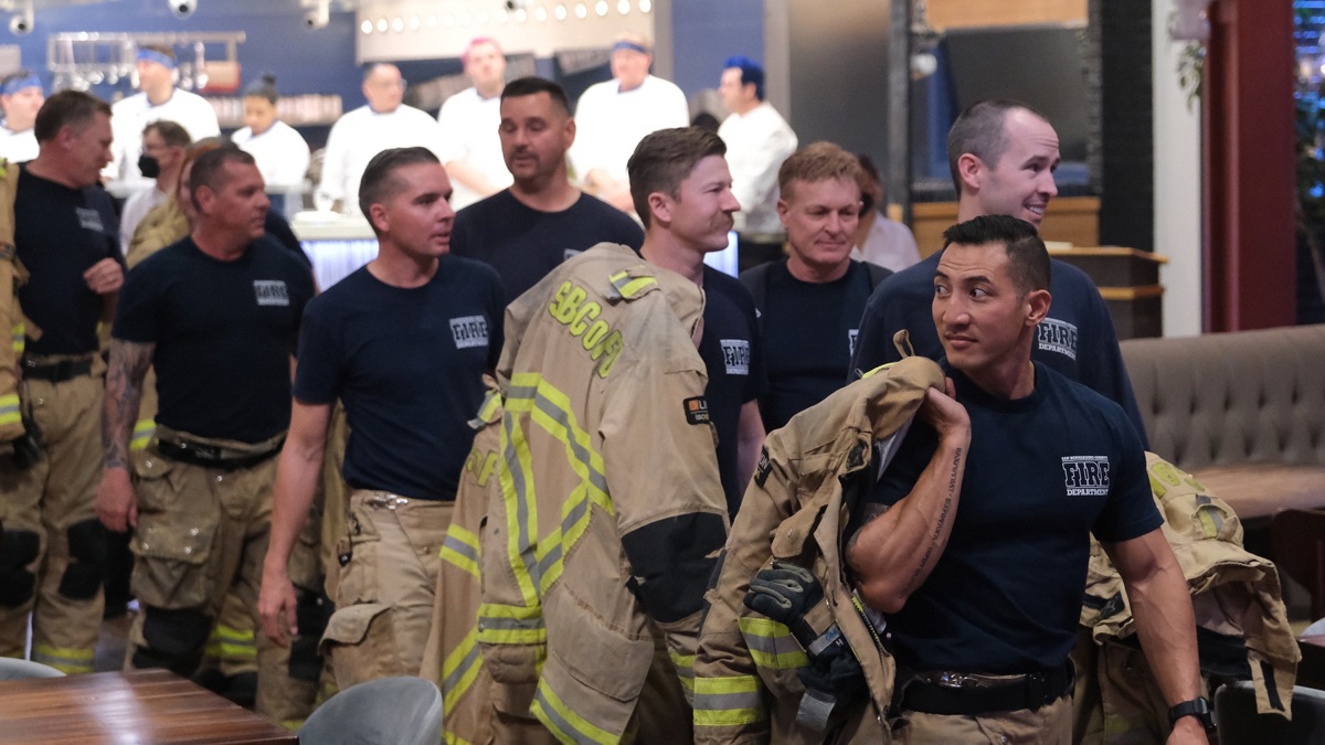 Breakfast 911 - Hell's Kitchen (Season 21, Episode 5) | Apple TV