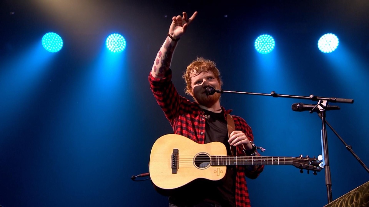 Ed Sheeran - Live at Glastonbury - Apple TV