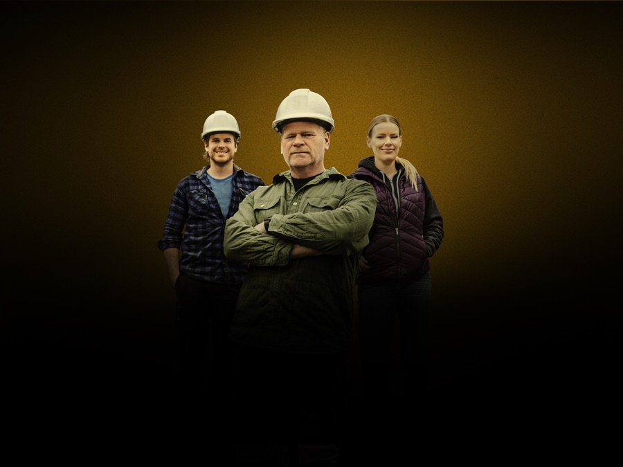 Holmes Family Rescue | Apple TV