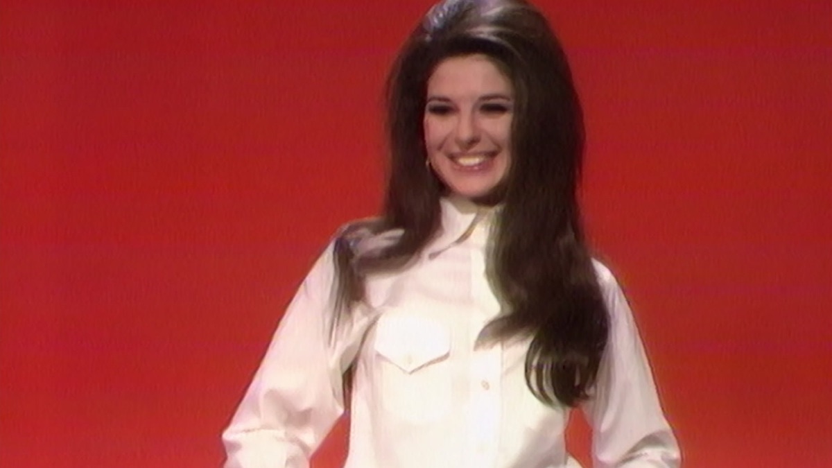 ‎Niki Hoeky (Live On The Ed Sullivan Show, December 24, 1967) by Bobbie ...