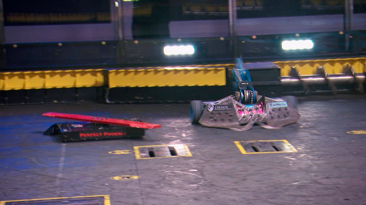 Gato versus rana - Battlebots (temporada 5, episodio 107) - Apple TV (HN)