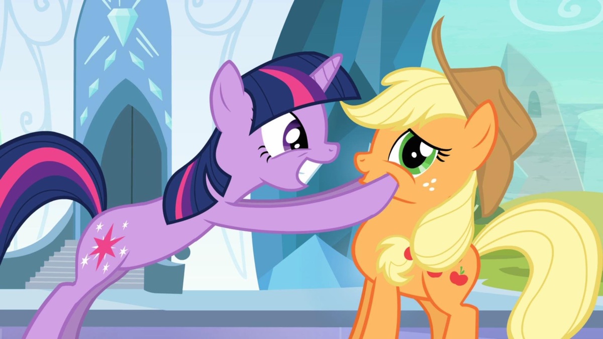 The Crystal Empire - Part 1 - My Little Pony: Friendship Is Magic ...