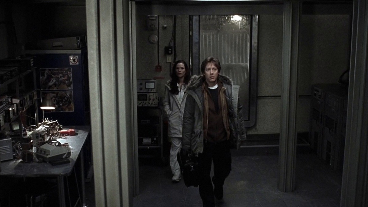 Alien Hunter | Apple TV (NA)